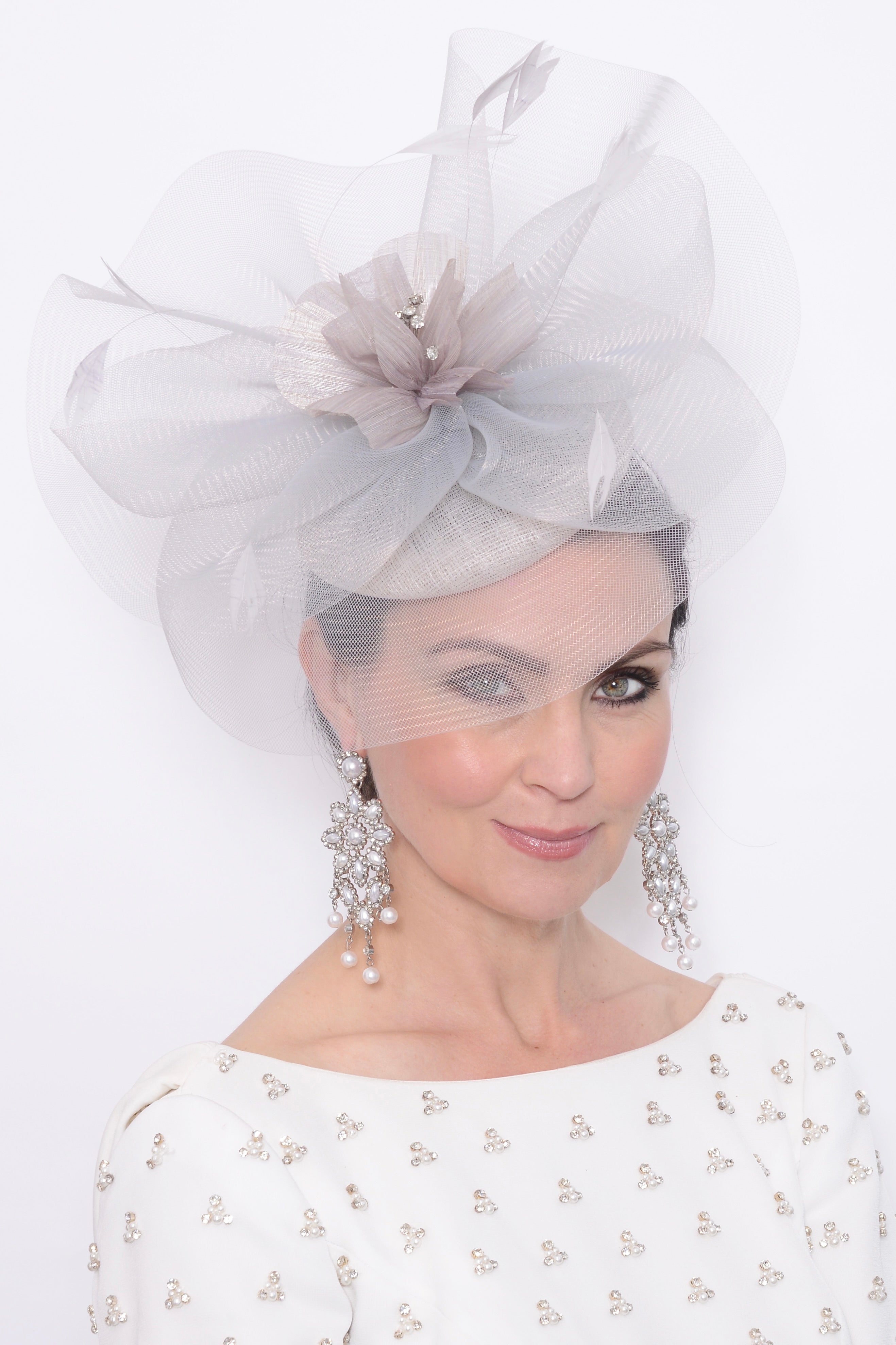 Snoxell Gwyther 2045 Silver Wedding Hat – Nigel Rayment Boutique